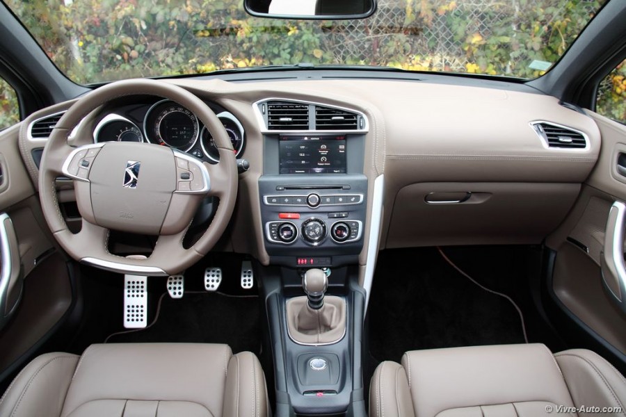 Essai DS 4 THP 210, une nouvelle identité - Vivre Auto